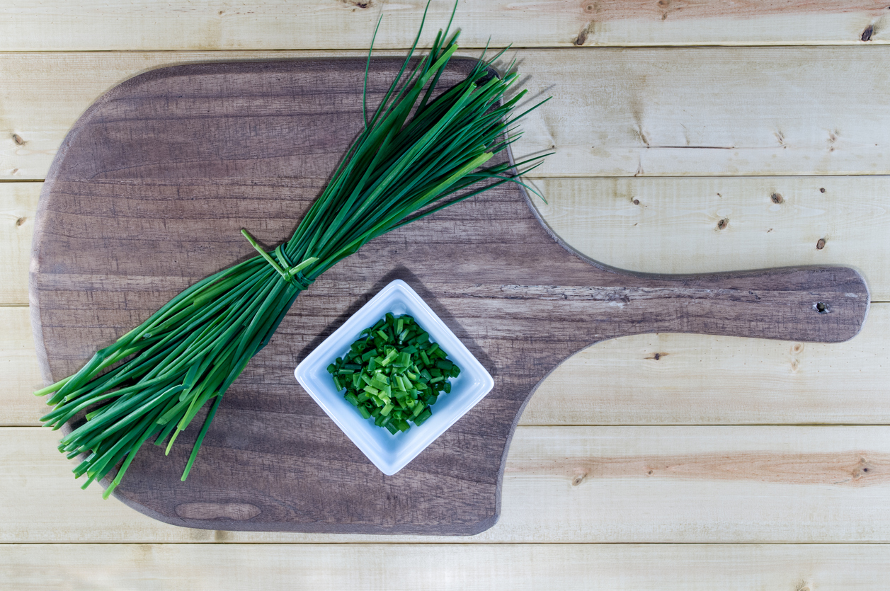 Health Benefits and Home Remedies of Chives - Food Gardening Network