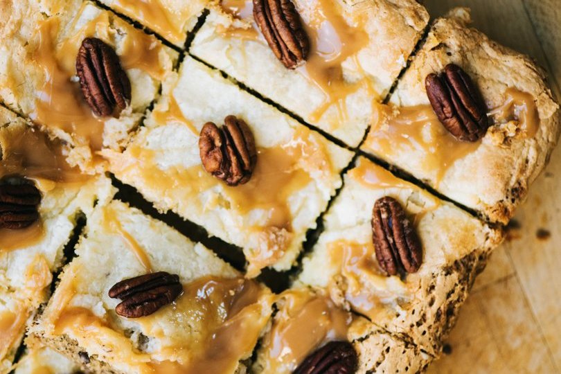 Easy Butter Pecan Cake Mix Squares - Food Gardening Network