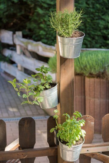 How to Make a DIY Tower Garden for Vegetables and Herbs - Food ...