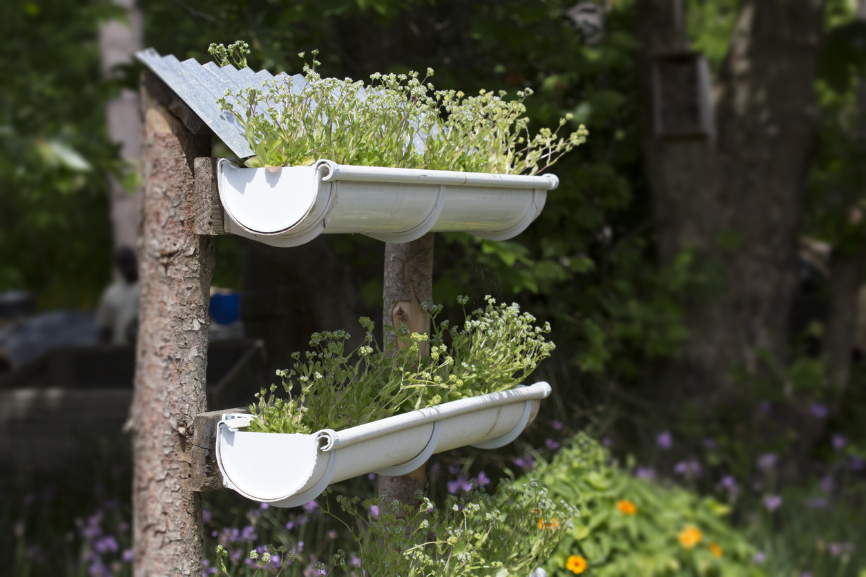 How to Make a DIY Tower Garden for Vegetables and Herbs - Food ...